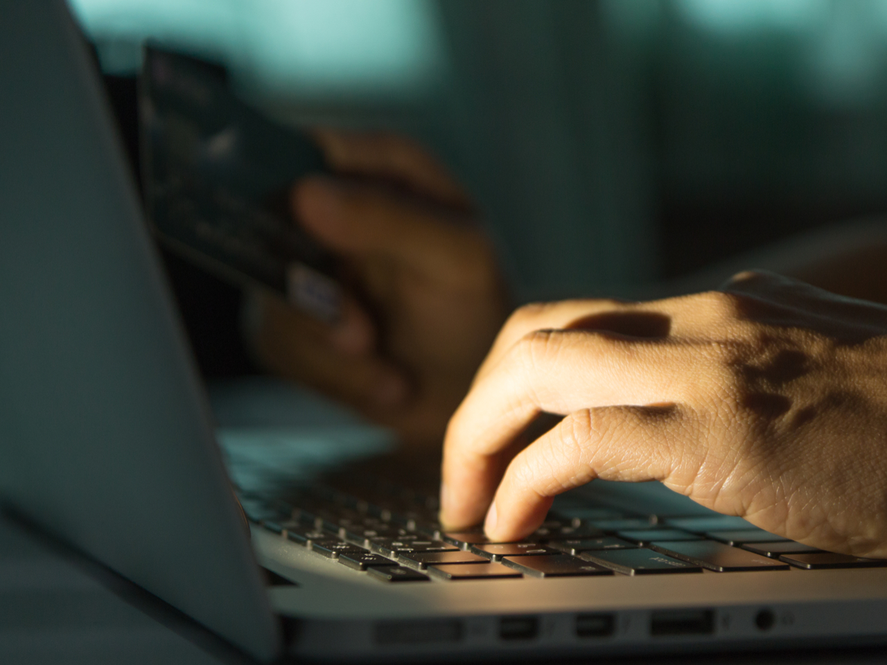 5 ways to tell if you’re a victim of identity theft - Panda Security